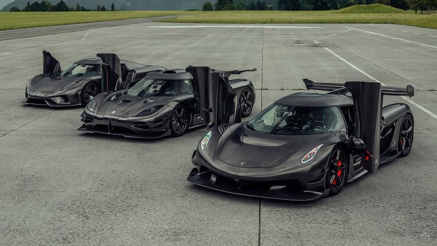 Only three Koenigseggs have naked carbon fibre, and these are them | Top Gear